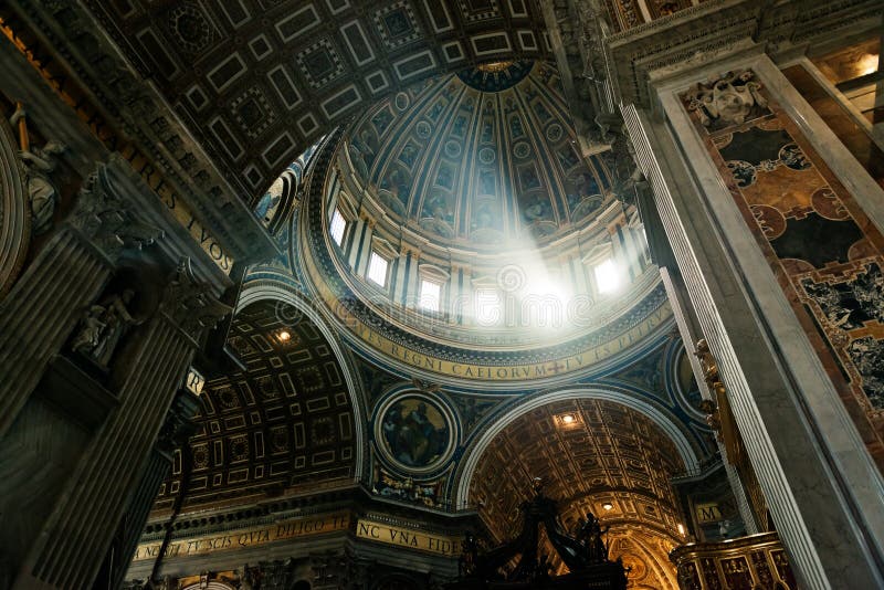 Inside the St. Peter Basilica, Vatican Editorial Image - Image of ...