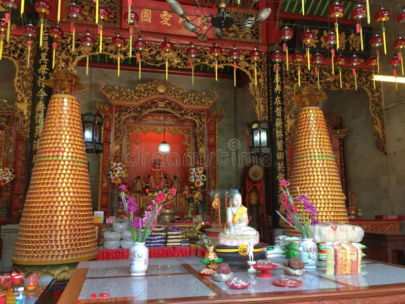 Inside View of Chinese Temple in Singapore Editorial Stock Photo ...