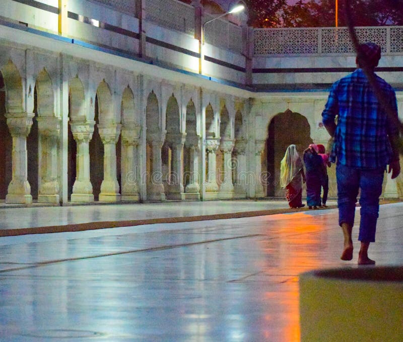 Inside View of Sikh Temple in Delhi India, Sikh Gurudwara Inside View ...