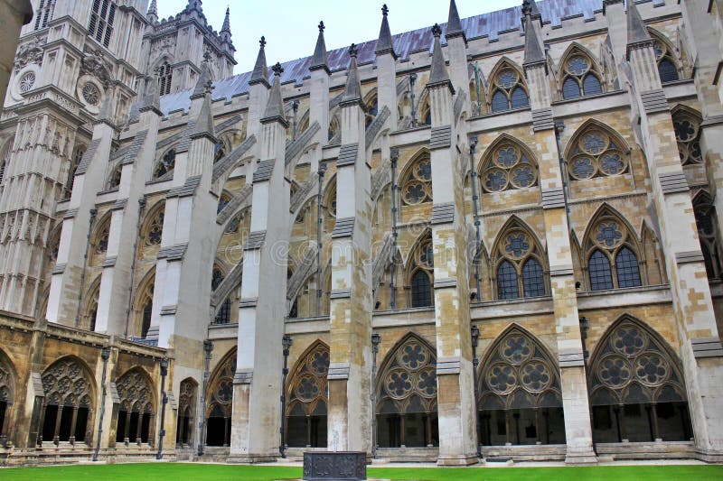 Inside of Westminster Abbey in London, UK Editorial Photo - Image of ...