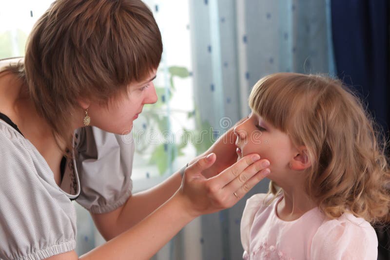 Inspeção Perfunctory imagem de stock. Imagem de forma - 10780185