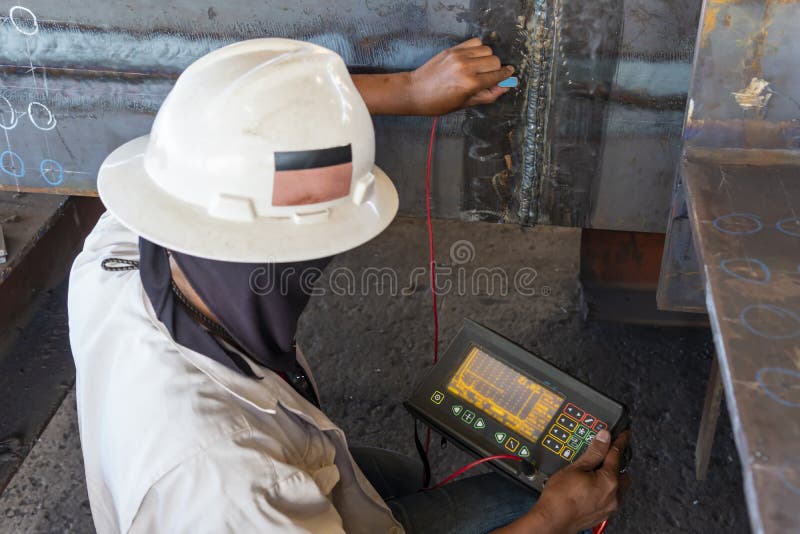 Inspectors are Checking Defect in Welded with Process Ultrasonic ...