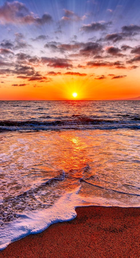 Inspirational Sunset Sun Rays Colorful Uplifting Skyscraper Vertical ...