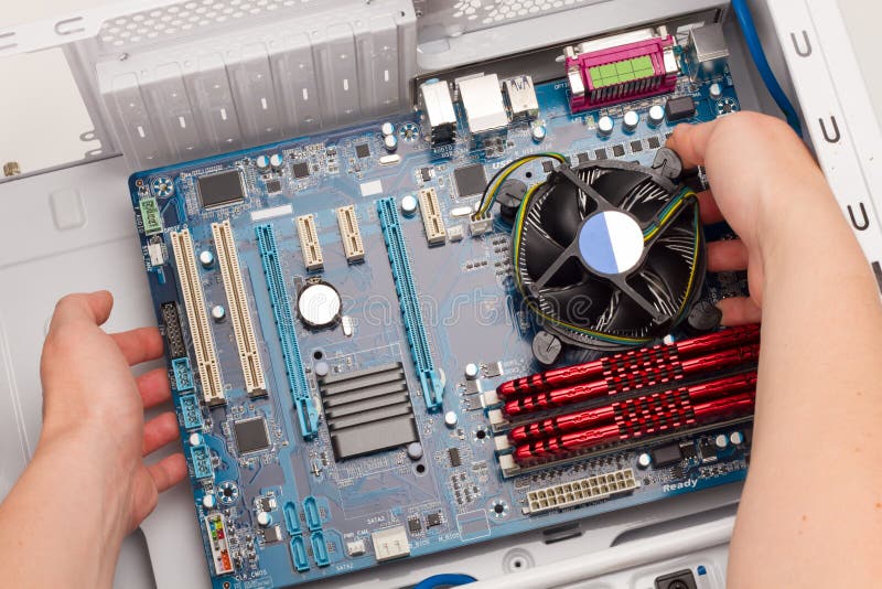 Instalación de Mainboard imagen de archivo. Imagen de hardware - 27929337