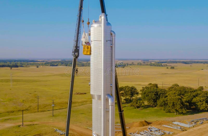 Installation of the Distillation Column with a Lift Crane. Construction ...