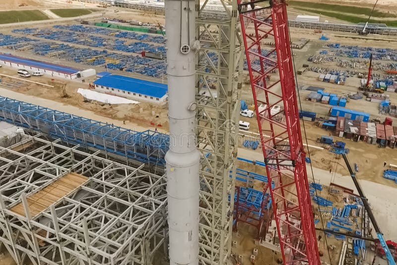 Installation of Distillation Column at an Oil Refinery Stock Photo ...