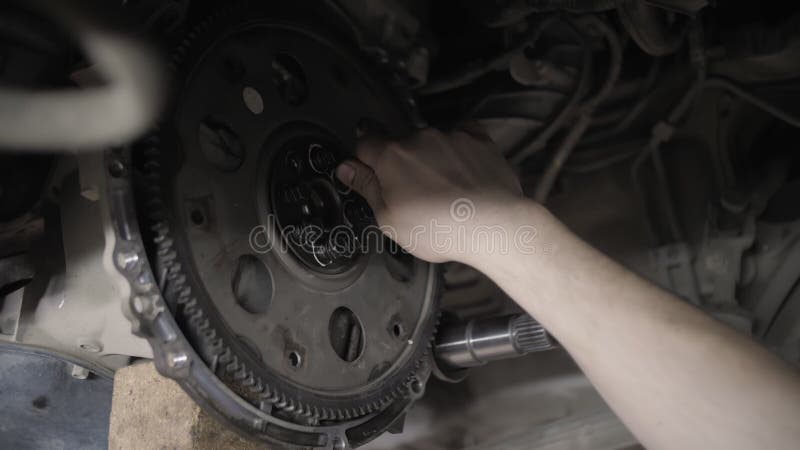 Installation of a Flywheel on the Car Engine Stock Video - Video of ...