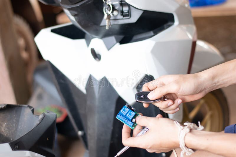 Installation of a Relay Connected To the Remote Lock and Start of the ...