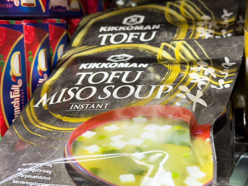 Instant Miso Soup Packaging with Tofu in Grocery Store Display ...