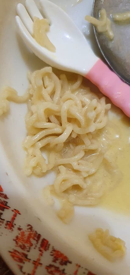 Instant Noodles for Kids To Eat Stock Image - Image of nyamnyam, kids ...