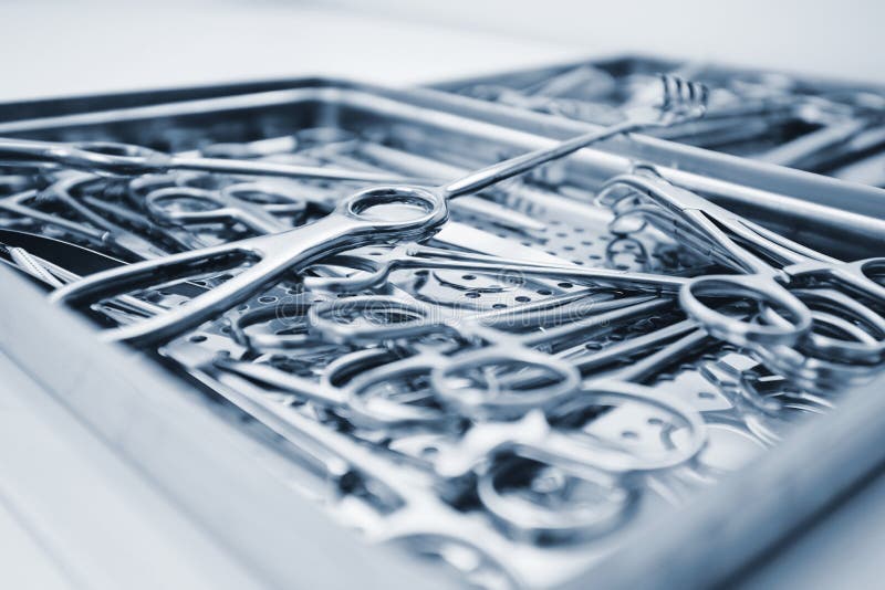 Instruments Chirurgicaux Et Outils Image stock - Image du aide ...