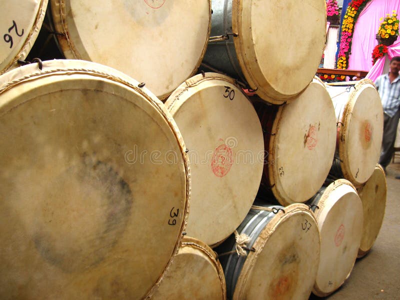 1,438 Photos de Instrument De Musique Indien - Photos de stock ...