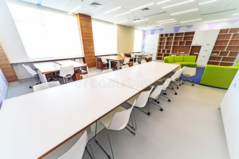 Intérieur moderne d'école image stock. Image du lumineux - 42467441