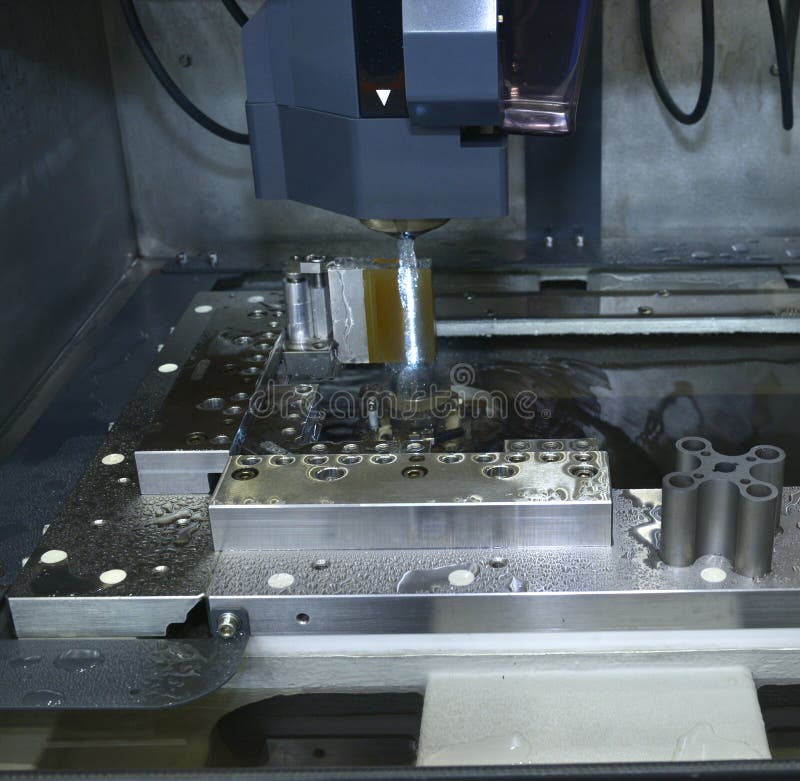 Intelligent Automatic Threader of Electrical Discharge Machine Working ...