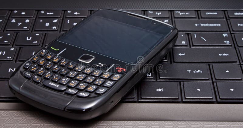 Intelligentes Telefon U. Laptop-Computer Stockfoto - Bild von blau ...