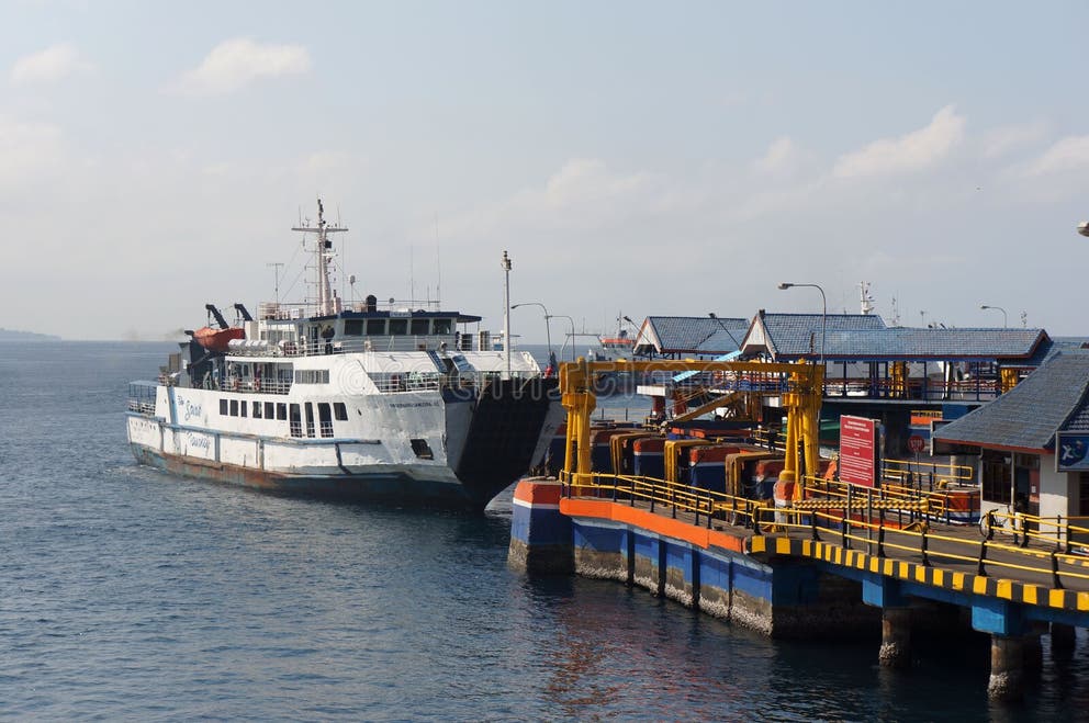Inter-island ferry editorial stock photo. Image of transport - 45339093