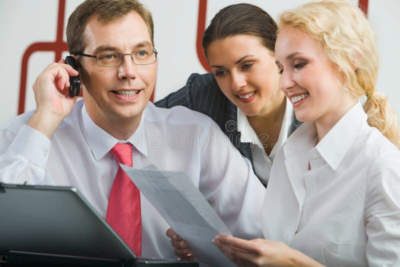 Interaction photo stock. Image du confiant, associés, contact - 3244384