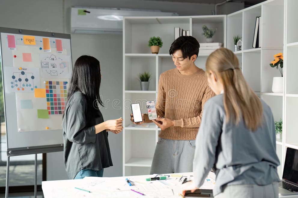 Interactive UX UI Design Presentation with Mobile App Mockup and Team ...