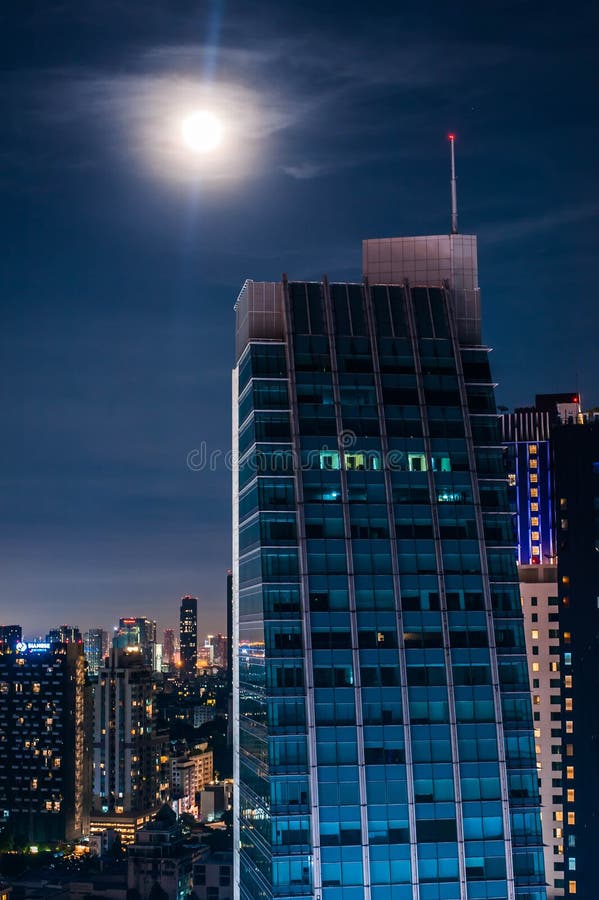 The Interchange 21 Building Editorial Stock Image - Image of business ...