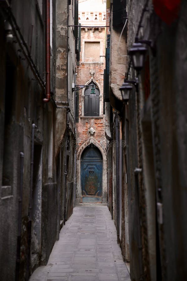 Ally way stock photo. Image of road, cans, drain, concrete - 33354734