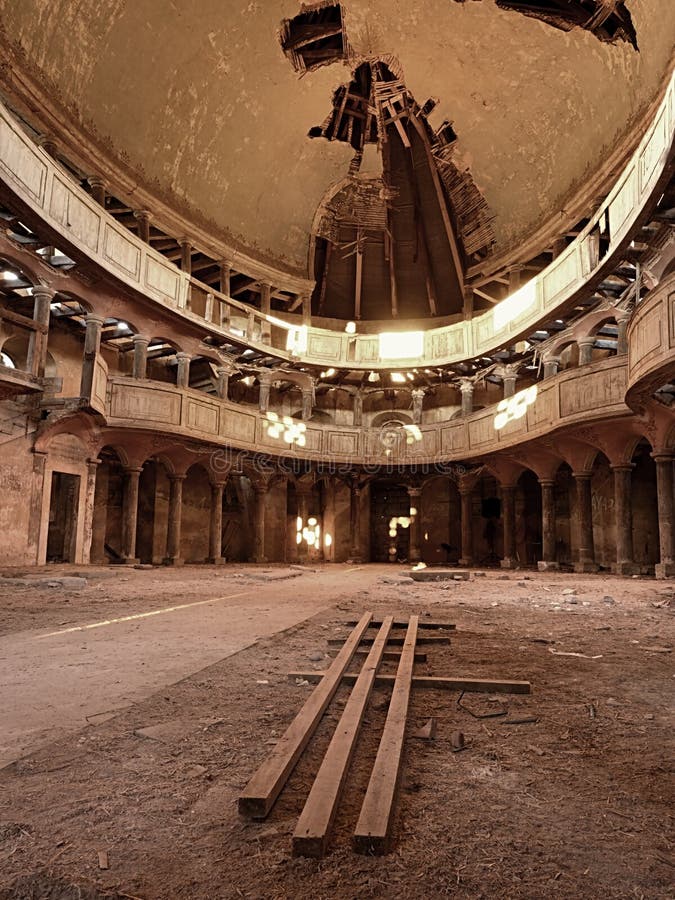 An Old Abandoned Vault in a Cave. Stock Photo - Image of egypt, ancient ...