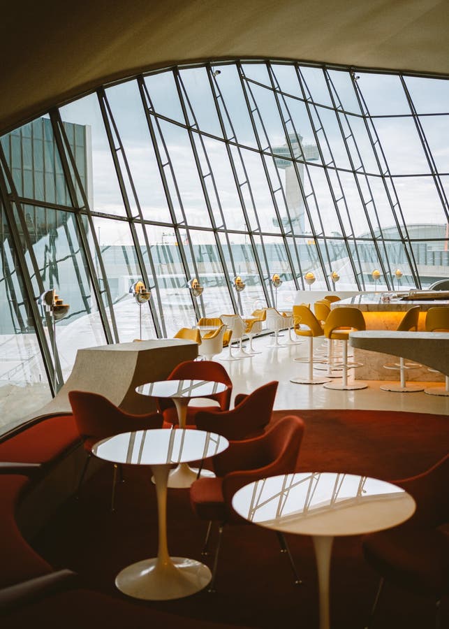 Interior Architecture at the TWA Flight Center, Queens, New York ...