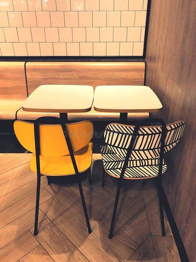 Table Chairs Cafe Vintage Style 3d Rendering Stock Photos - Free ...