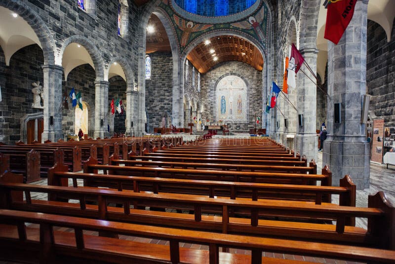 Interior of a Cathedral with Arch Columns Editorial Image - Image of ...