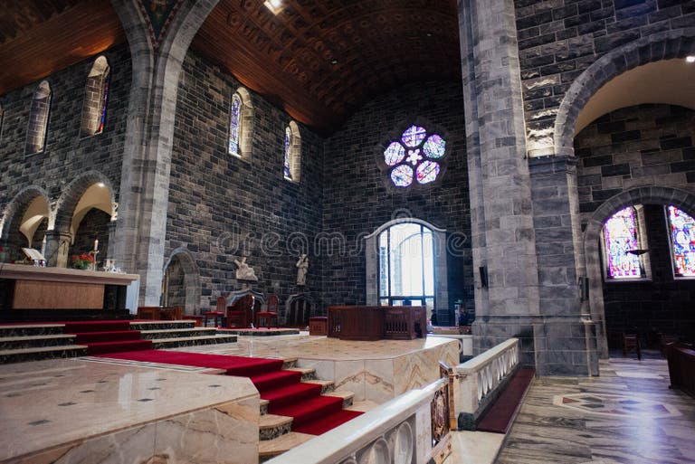 Interior of a Cathedral with Arch Columns Editorial Image - Image of ...