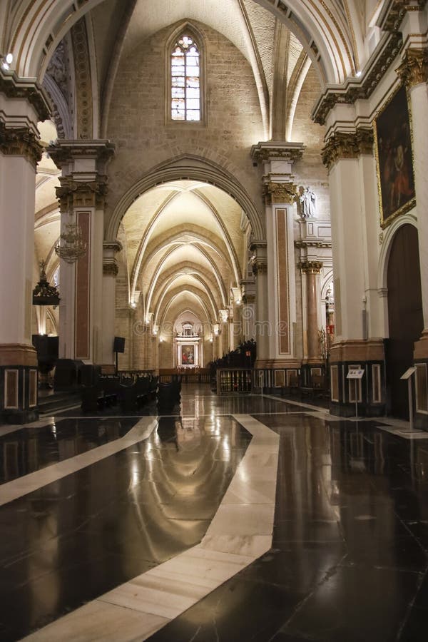 The Interior of the Cathedral of Valencia Editorial Stock Image - Image ...