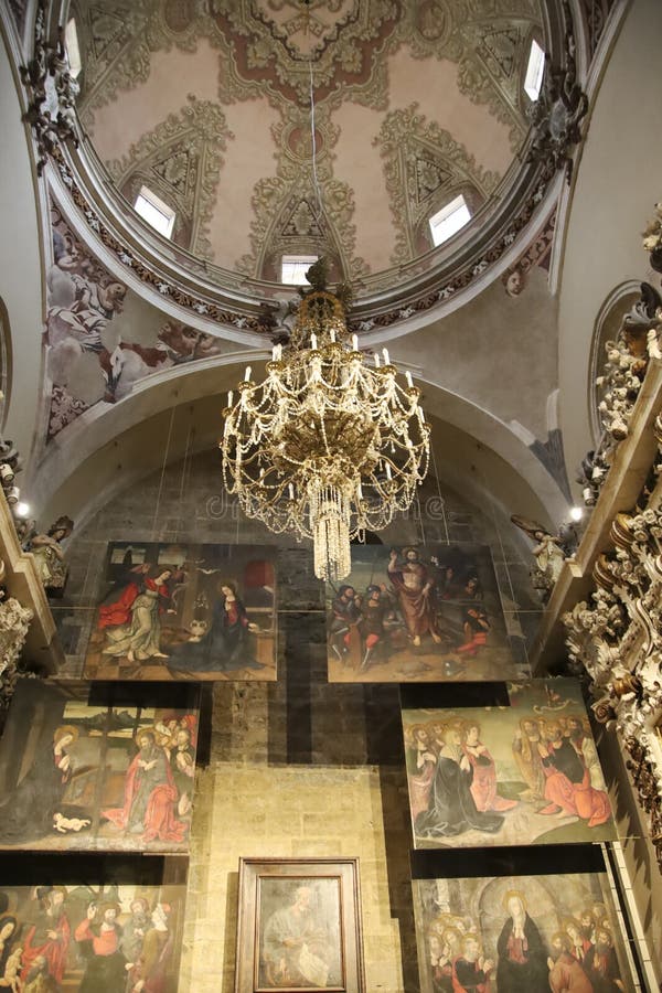 The Interior of the Cathedral of Valencia Editorial Photo - Image of ...