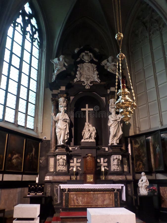 Interior of the Church of Our Lady of Bruges, Belgium. Editorial Stock ... Interior of the Church of Our Lady of Bruges, Belgium. Editorial Stock ...