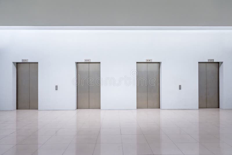 Interior Con Puertas De Ascensor. Burlarse Imagen de archivo - Imagen ...