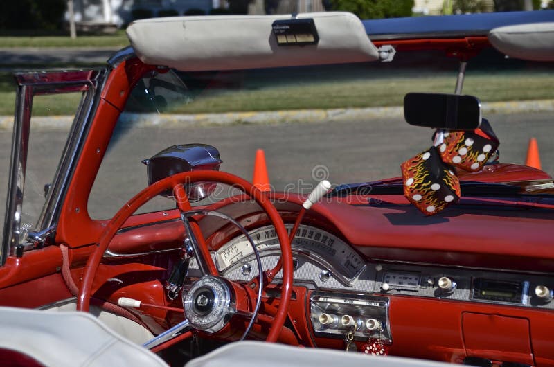 Interior de 1958 Ford imagen editorial. Imagen de norte - 60829995