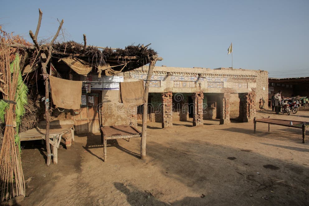 Interior De Uma Casa Em Uma Vila Em Sindh Fotografia Editorial - Imagem ...