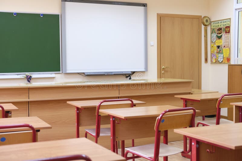 Interior De Uma Sala De Aula Moderna Da Escola Foto de Stock - Imagem ...