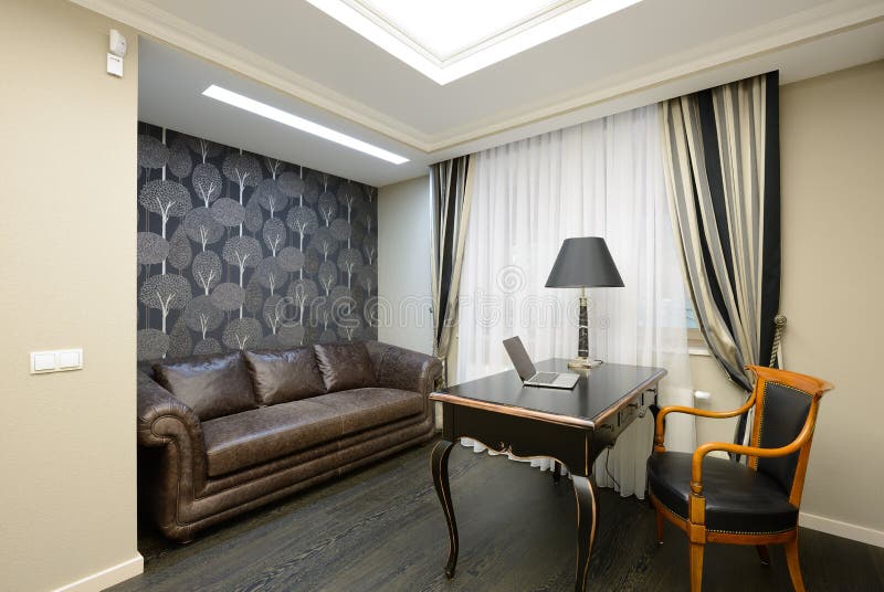 Interior De Un Cuarto De Lujo Del Gabinete Imagen de archivo - Imagen ...