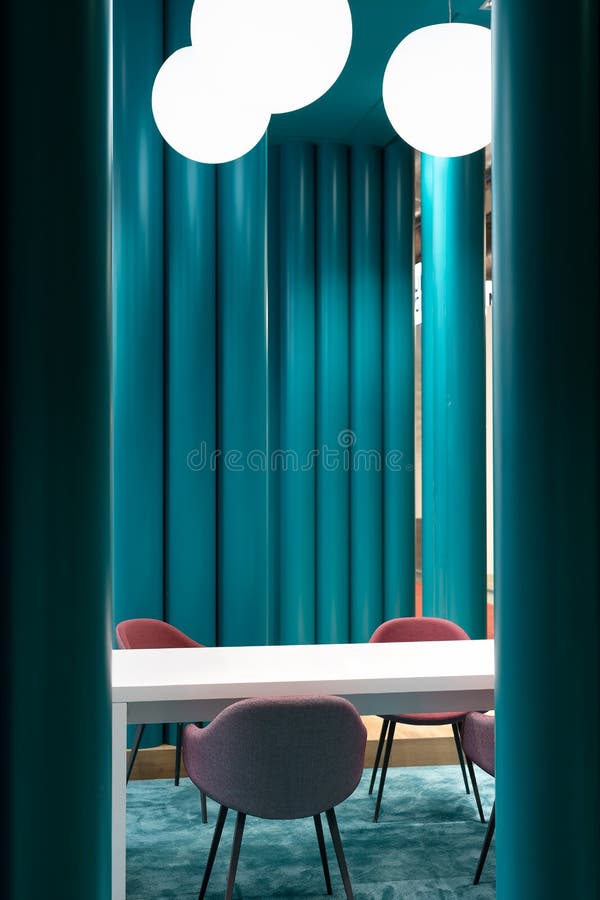 Interior Decor: White Table, Chairs, Circular Ceiling Lamps and Tall ...