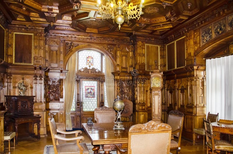 Interior Del Castillo De Peles Fotografía editorial - Imagen de ...