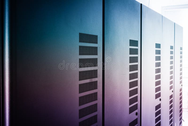 Interior Del Centro De Datos Del Proveedor De Internet Foto de archivo ...