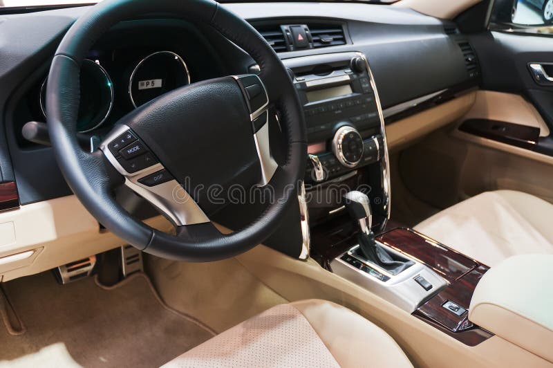 Interior del coche imagen de archivo. Imagen de lujo - 22293009
