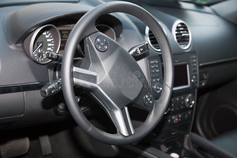 Interior del coche imagen de archivo. Imagen de coche - 33086855