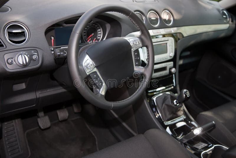 Interior del coche imagen de archivo. Imagen de elegancia - 35873873