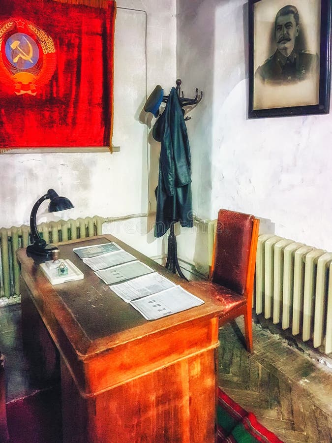 Interior Del Gabinete De Stalin En El Museo De Joseph Stalin En Gor ...
