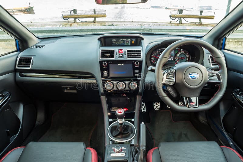 Interior Del STI 2017 De Subaru WRX Fotografía editorial - Imagen de ...