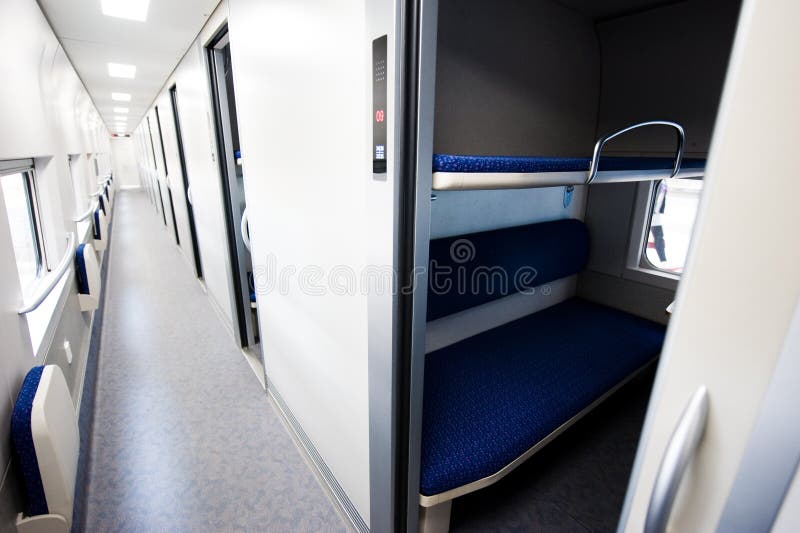 Interior del tren foto de archivo. Imagen de maneta, moderno - 14134944