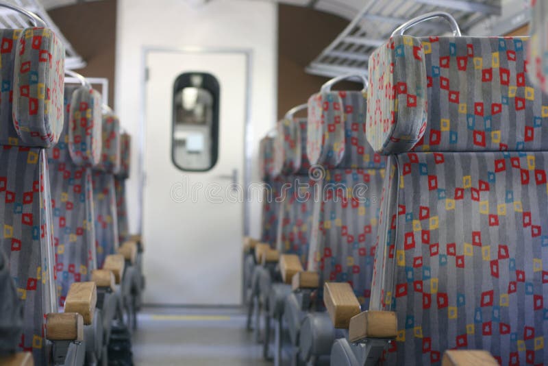 Interior del tren imagen de archivo. Imagen de sima, abierto - 46865023