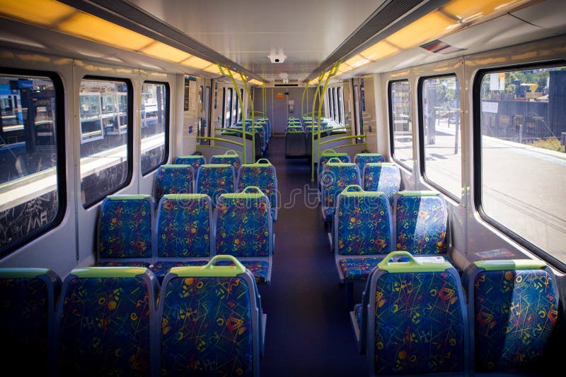 Interior Del Tren De Melbourne Foto de archivo - Imagen de pasillo ...