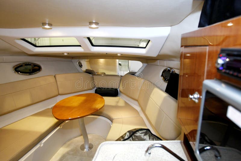 Interior del yate imagen de archivo. Imagen de elegancia - 17261675