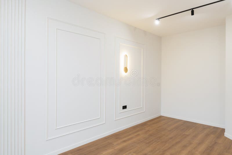 Interior Design of Empty Bright Room with Wooden Floor and Lighting ...